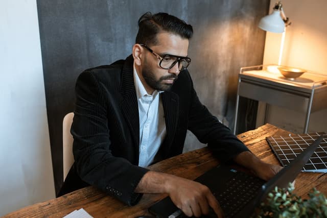 The Tech-to-Finance Wardrobe Pivot: A Style Guide for Every NYC Career ...